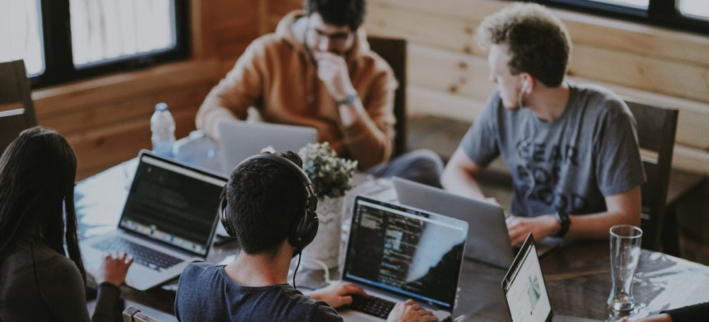 What Is a Capstone Project? All You Need to Know on College Capstones